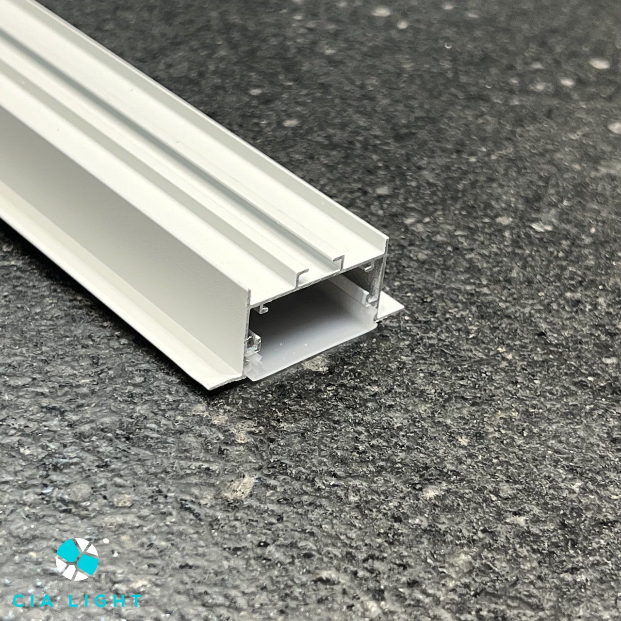 Perfil de Embutir 1 metro 50x20mm Alumínio e Policarbonato - Astra LED