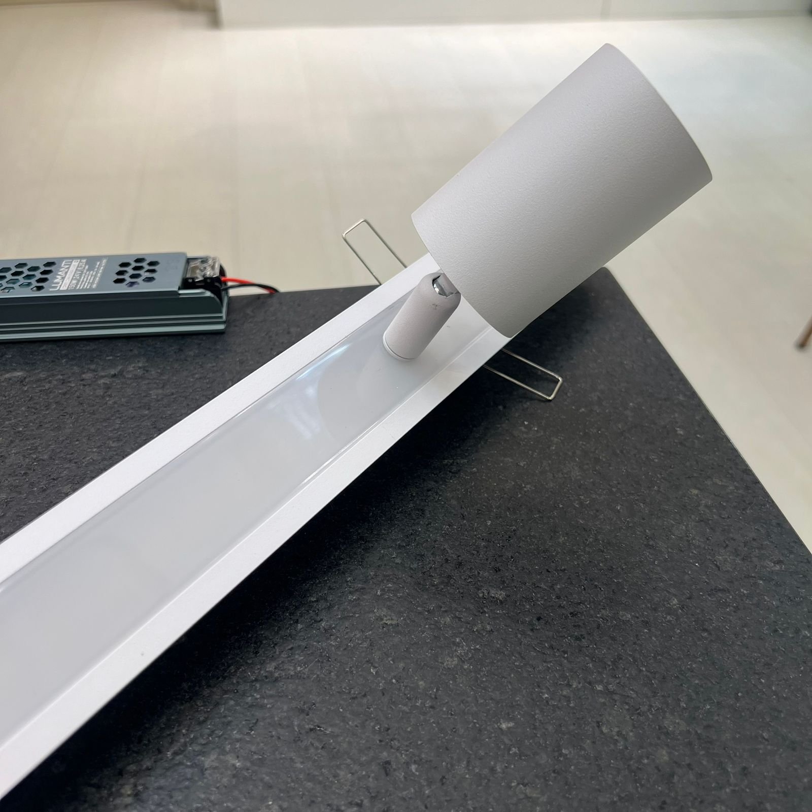 Luminária Perfil Embutir Branco LED 72W 24V 3 Metros com 6 Spots ...