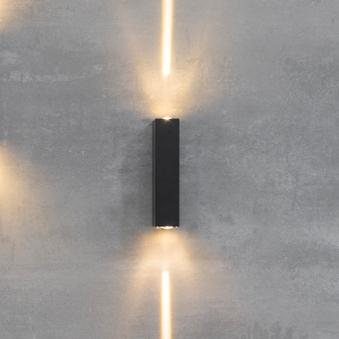 Arandela de Parede LED Mitel Retangular Facho Duplo Fechado Externo 3000K 6W Bivolt 17x4x6,5cm ...