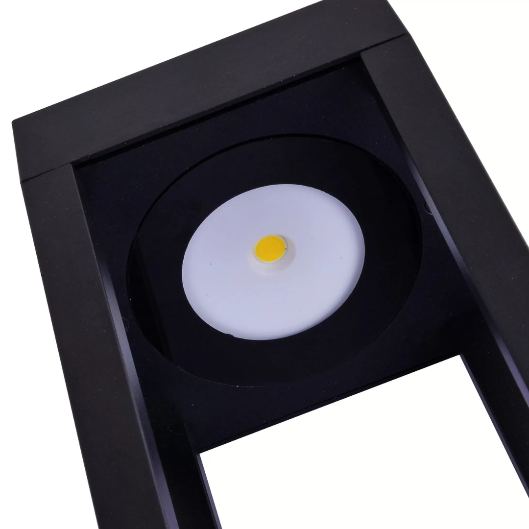 Luminária de Jardim LED Zean IP66 60° 40x12x12cm 10W 3000K Alumínio ...